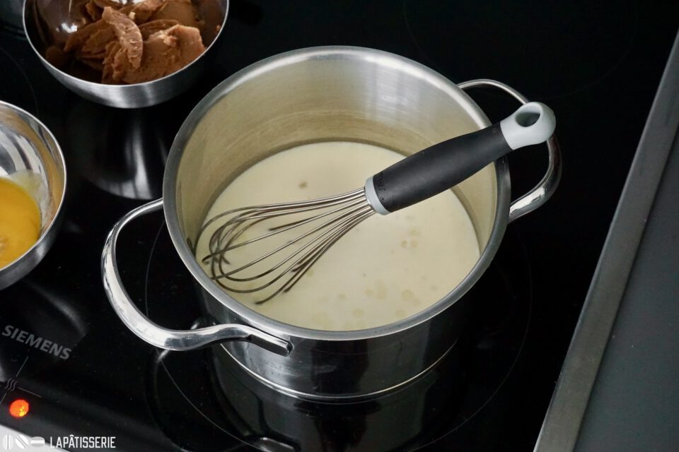 Mont Blanc | Törtchen mit Marone & Cassis – LAPÂTISSERIE