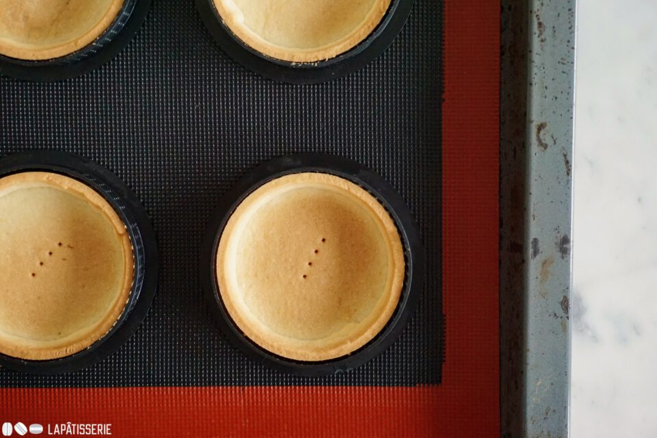 Mont Blanc | Törtchen mit Marone & Cassis – LAPÂTISSERIE